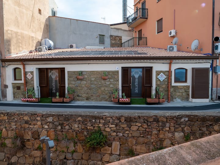 Sicilia Bedda -B&b- Apartments - Via Quartieri 30 - Santo Stefano di Camastra