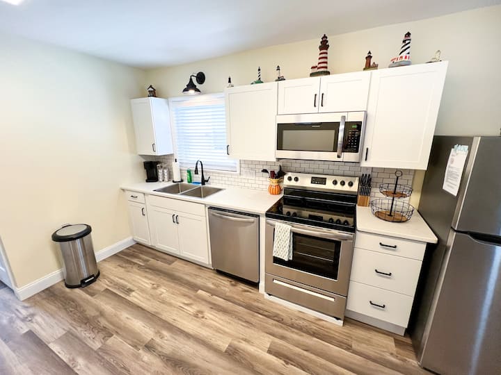 Beach House - Downtown Ocnj - Sleeps 12 - Ocean City, NJ