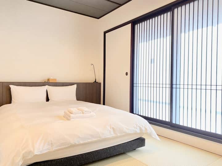 A4515/kuromon Market 1 Min/dotonbori 8 Min/403 - Ōsaka