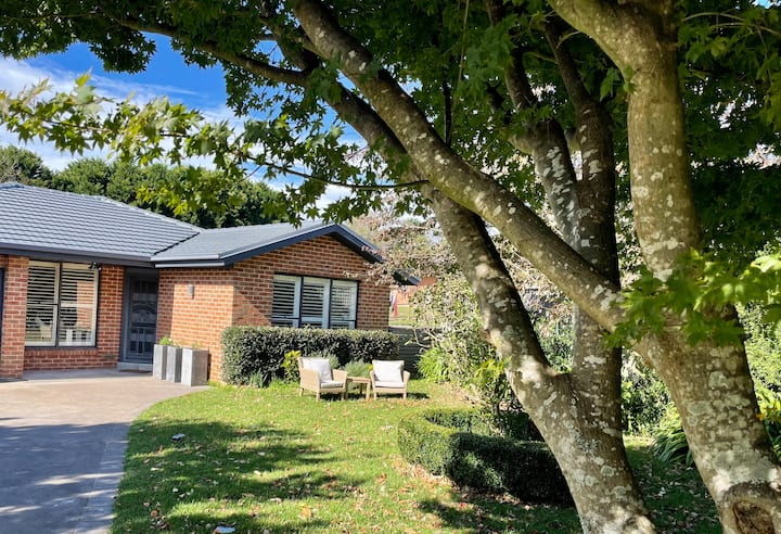 The Blue Cow: Your Countryside Escape For Couples - Budderoo National Park