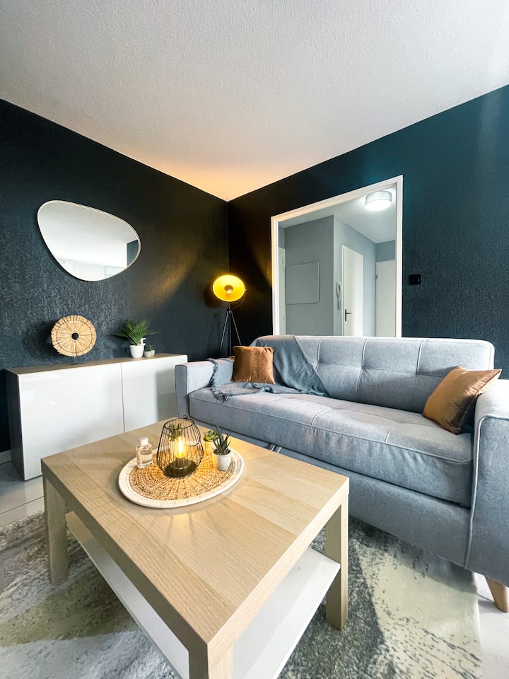 Redlounge, Un Havre De Paix Avec Piscine Et Jardin - Pibrac