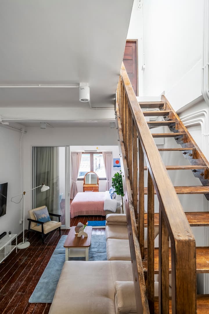 Home/ Watphrakaew 3min (Mrt Sam Yot) - Bangkok