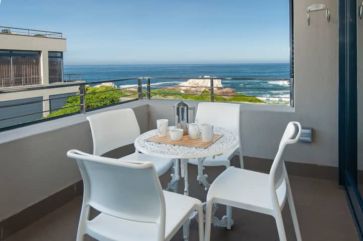 Ocean View Hermanus Apartment - Hermanus