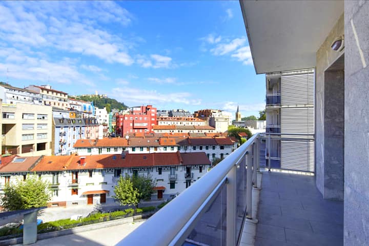 Amplio Apartamento A 500m De La Playa! - San Sebastián