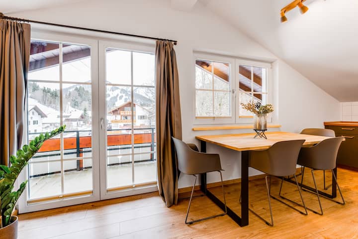 Vyld: Adleraussicht Bergblick Und Kamin - Bad Hindelang