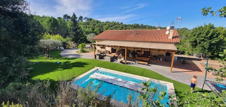Belle Maison Solitaire Au Milieu De La Forêt - Sabadell