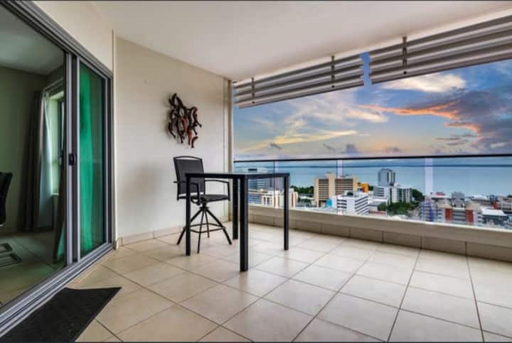 City Living With Sea Views. - Darwin