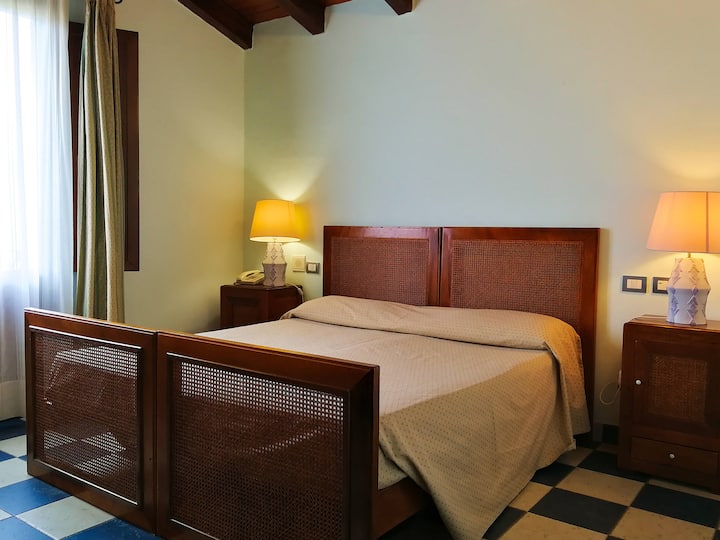 Hotel Il Vecchio Mulino - Camera Matrimoniale - Tortolì