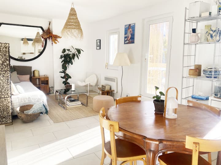 Appartement Cosy Avec Terrasse Cœur De Marseille - Marseille