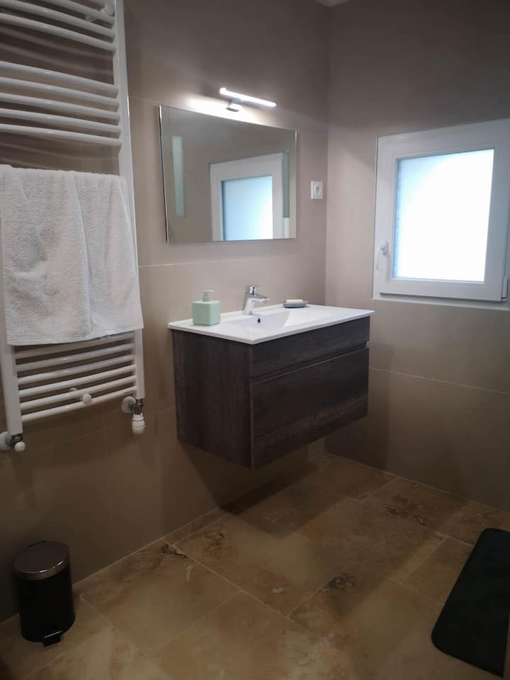 Chambres D'hôtes Du Tricastin (Wc & Sdb Partagés) - Saint-Paul-Trois-Châteaux