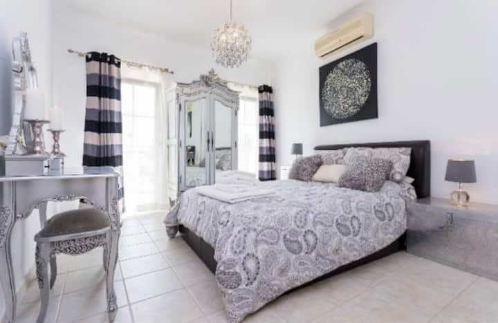 2 Bedroom Townhouse In Budens. - Vila do Bispo