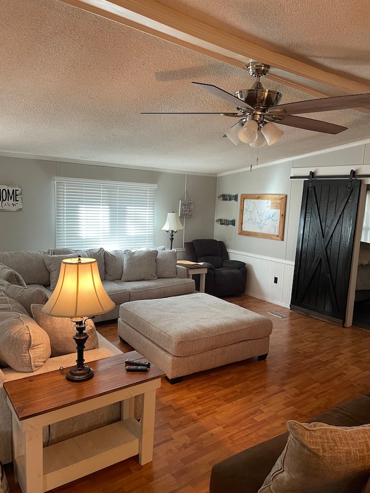 Smith Lake Mountain Retreat - Lewis Smith Lake, AL