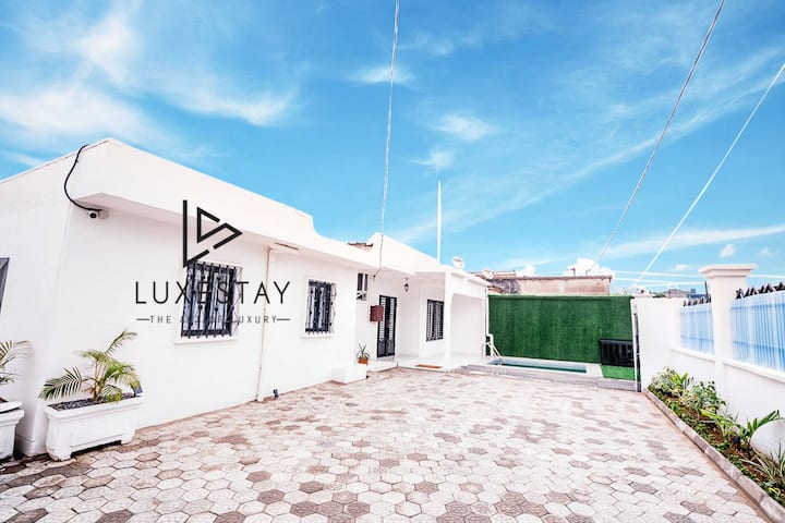 3 Bedroom Villa In Douala - Douala