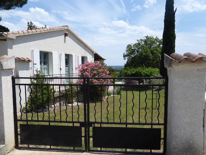 Knus Zomerhuisje Met Mooie Tuin En Privé Zwembad - Sommières