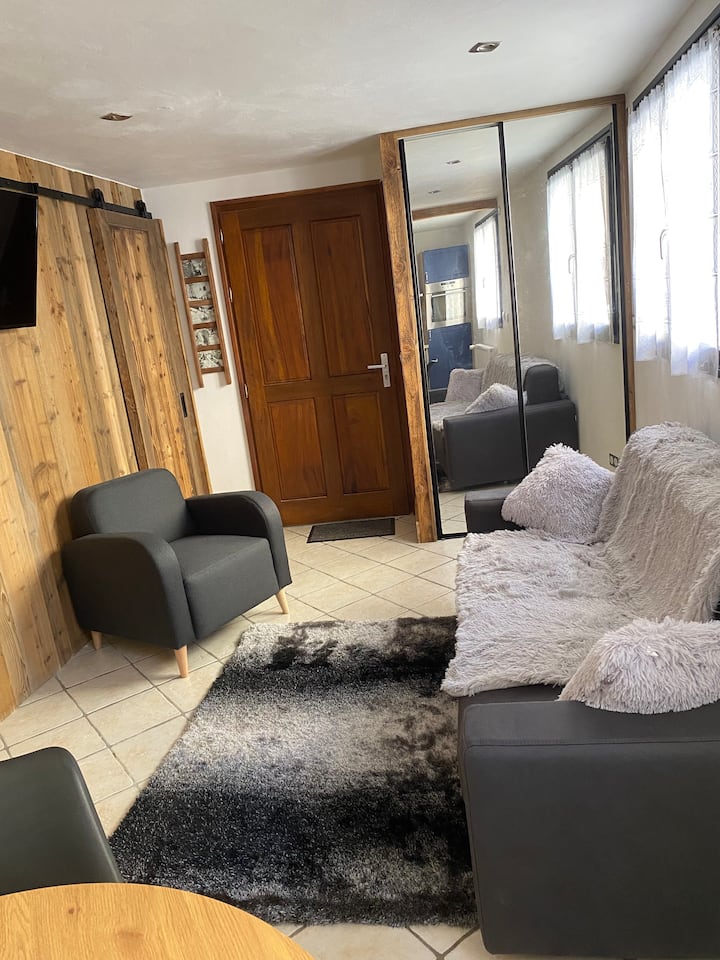 Agréable Appartement Avec Coin Nuit - Moutiers
