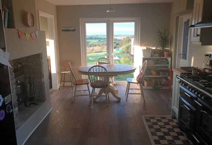 Cosy Home With Fantastic Views - Kinsale