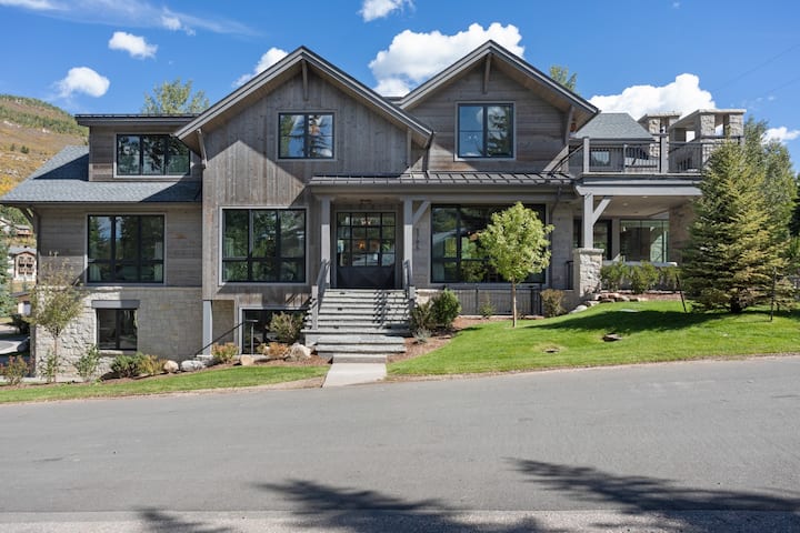 Luxury Chalet, 5 Bd/7ba, Hot Tub, Free Bus - Vail, CO