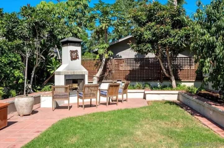 San Diego At Your Doorstep - Birdland - San Diego