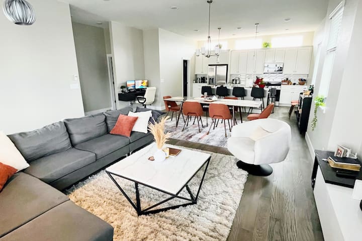 Amazing Location| Private Room | All You Need - Denver, CO