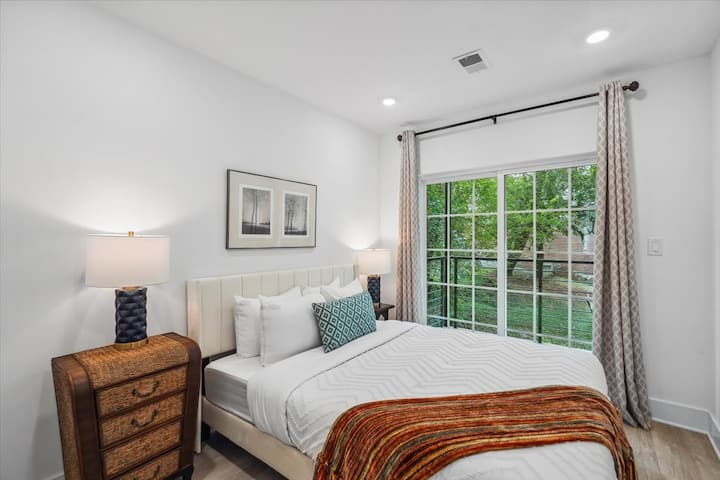 Garden & City Skyline View Home In Brookland! - Bloomingdale, DC