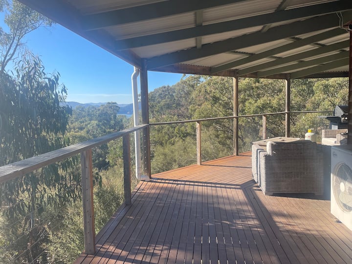 Private Paradise With Lake View - Eildon