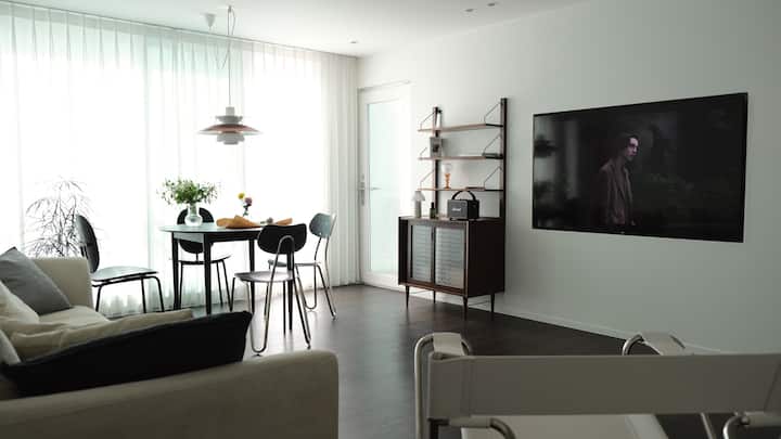 A와 B사이 Between A And B, 유럽감성 26py Apt - 원신동