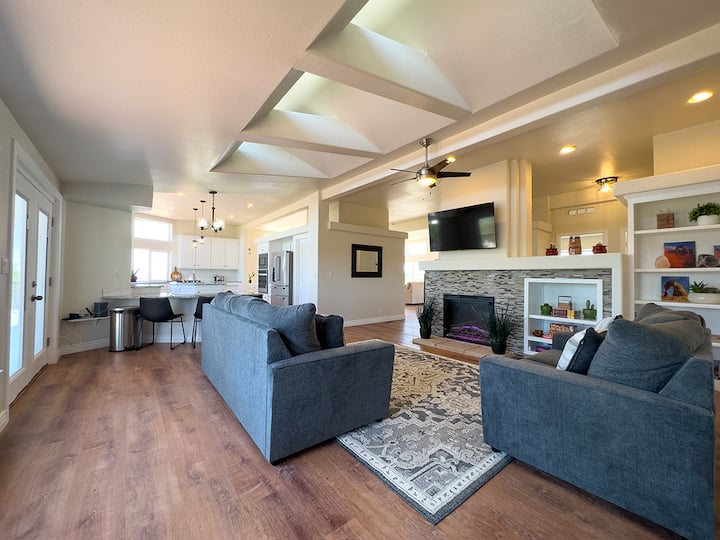 Amazing 360° Views! Updated & Secluded 4bed/2bath! - Zion National Park