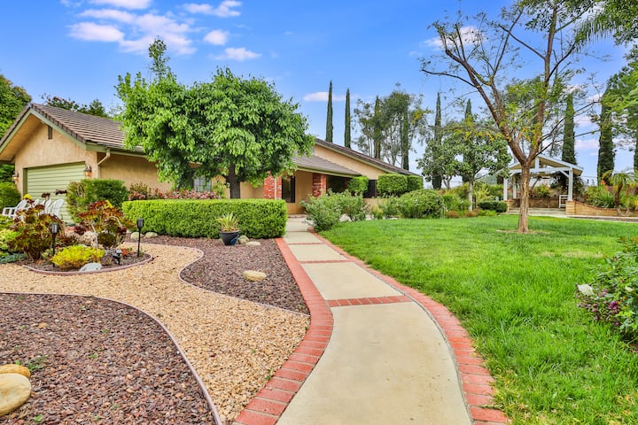 Casa Bonita, Pool, Close To La And Famous Beaches - Simi Valley, CA