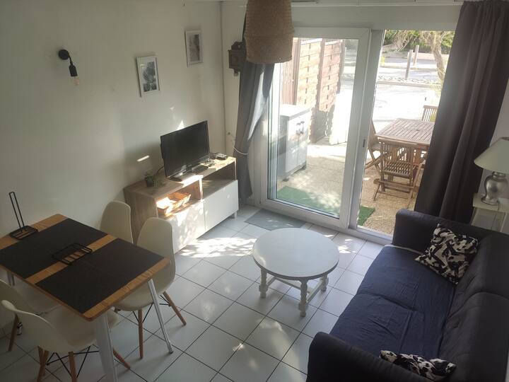 Maisonnette Climatisée à Deux Pas De La Plage - Frontignan
