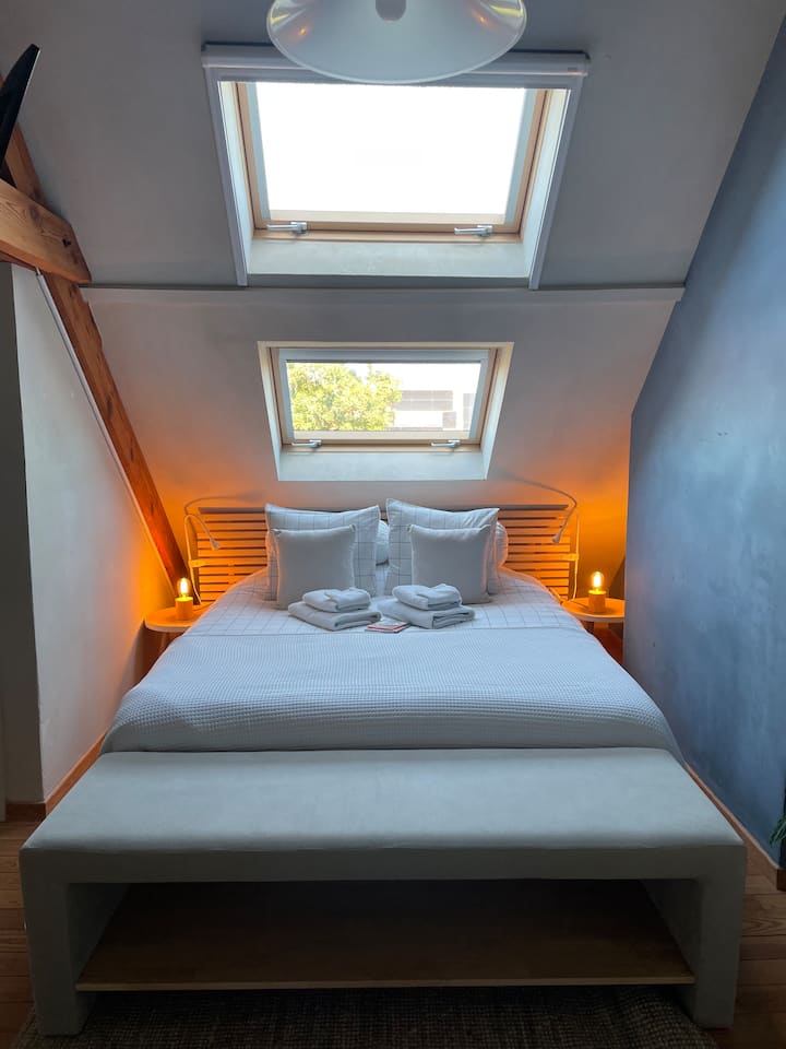 Evoila Cosy Bedroom With Carpark - Damme