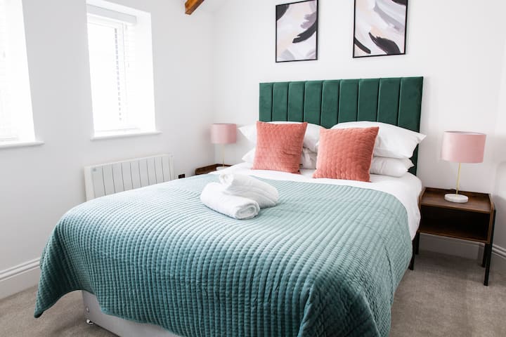 Designer Cardiff Apartments With Free Parking - Cardiff