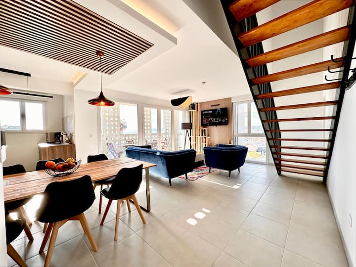 Duplex - Vue Mer Exceptionnelle-à Euromed Avec Box - Marsella
