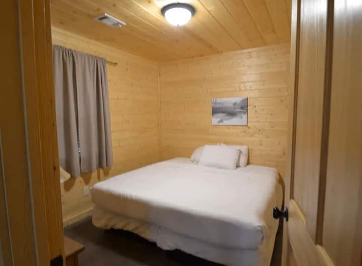 Little Red River Front Cedar Cabin - Heber Springs, AR