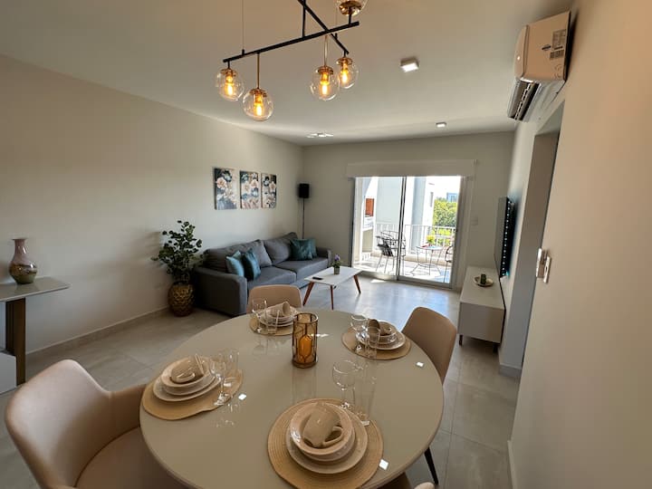 Modern 2br | Fast Wifi | Parking | Near Airport - Paraguay