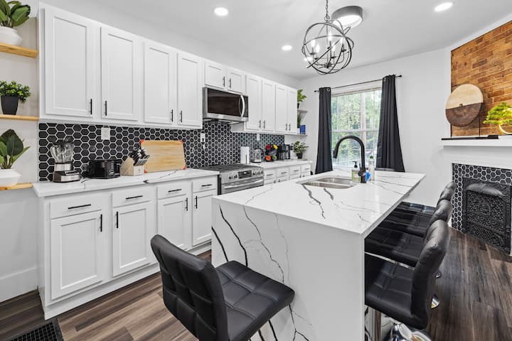 4br 4ba Urban Oasis In Mt Washington - Pittsburgh