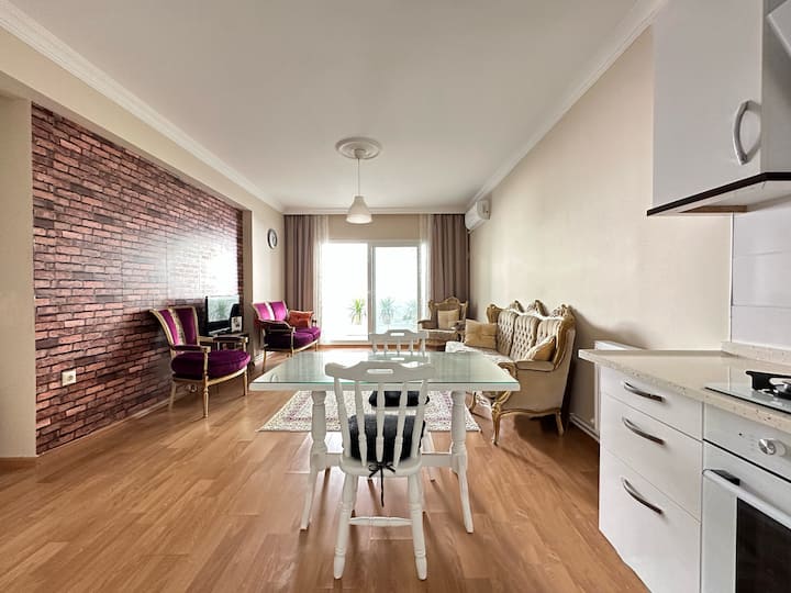 Просторная квартира с большой террасой - Kuşadası