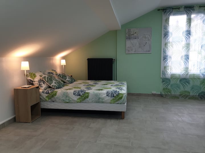 Vittel Studio Neuf Prox Thermes - Vittel