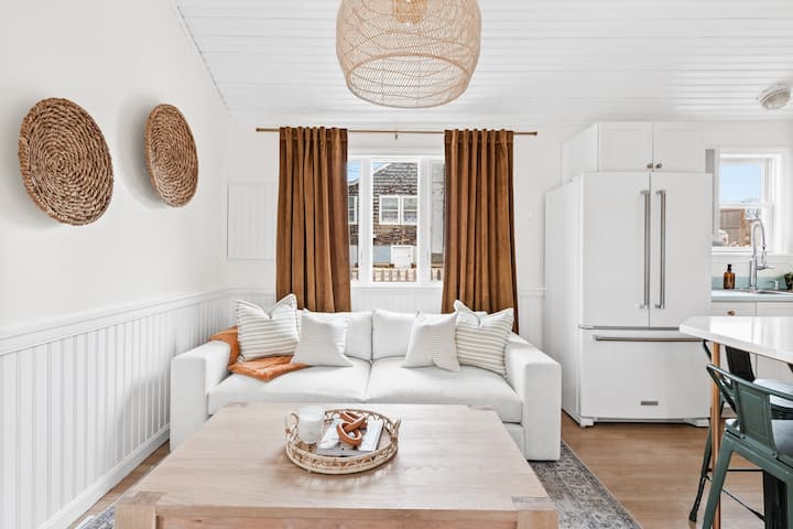 Plum Island Cottage - Newburyport, MA