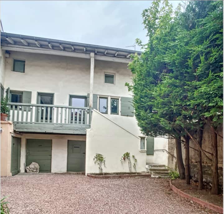 Maison 100m2 De Caractère - Écully