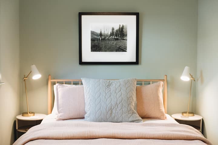 West Asheville Hideout - Asheville, NC