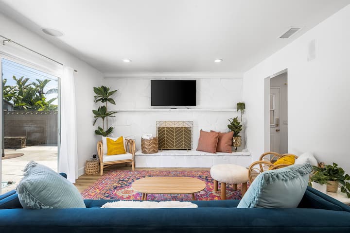 3-bd Cottage 5min To Beach + Fenced-in Yard - Huntington Beach, CA