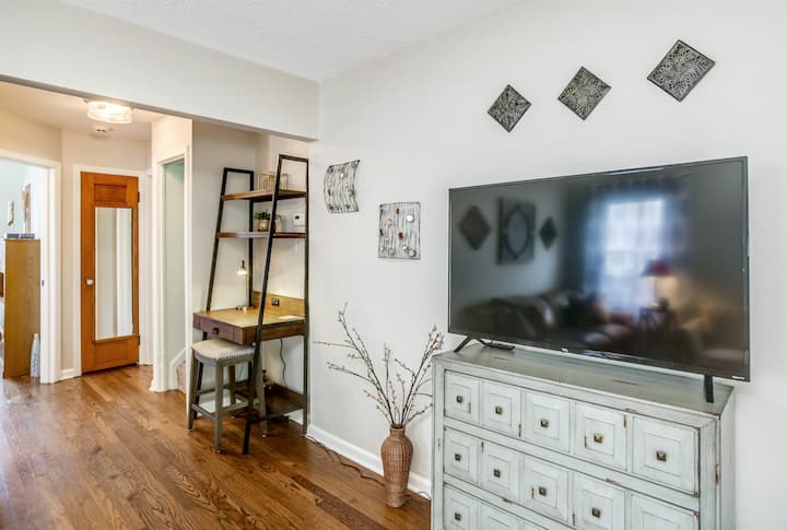 Bungalow In Royal Oak-beaumont - 트로이