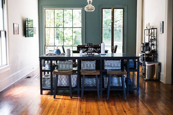 1840's 2br/2ba Historic Luxury - Montgomery, AL