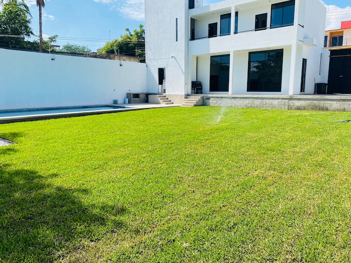 Amplia Casa De Descanso Morelos! - Tequesquitengo