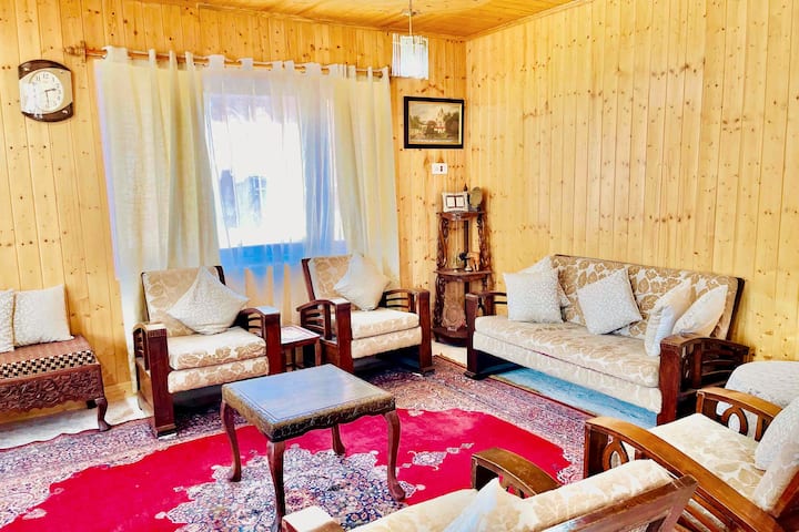 Entire 3bhk 1500 Sqft | 1st Floor | 2km-dal - Srinagar