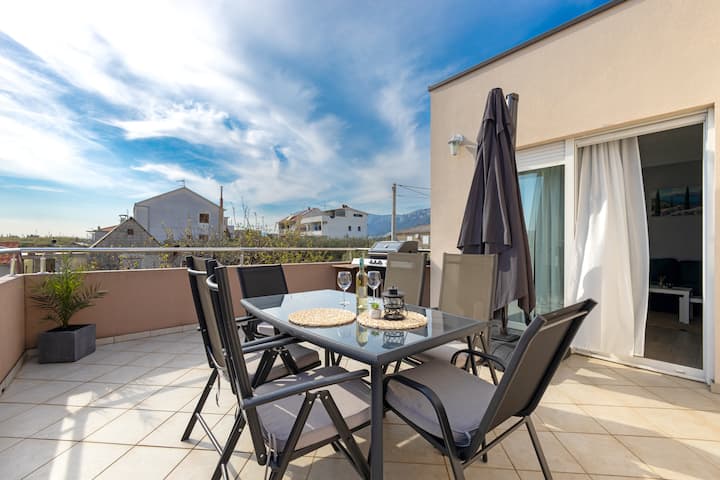 Apartment Luca - Solin