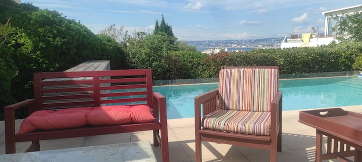 Maison Avec Piscine Et Vue Mer - Marseille