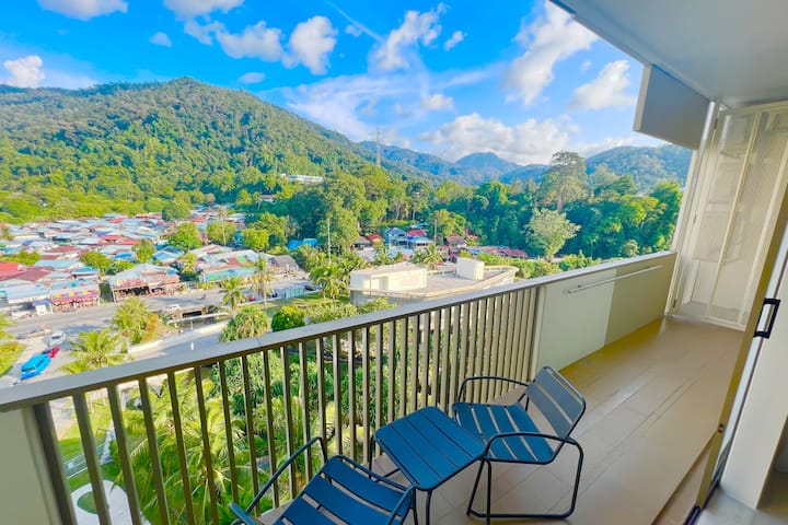 Beachfront W/ Pool 'B72 - Batu Ferringhi