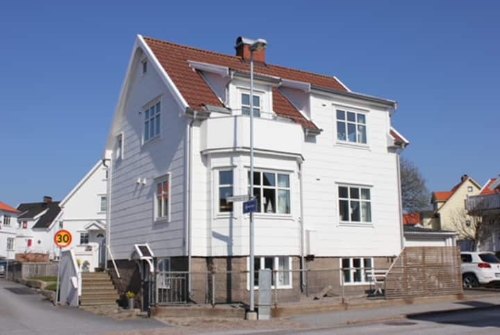 Central Lägenhet I Kungshamn - Kungshamn