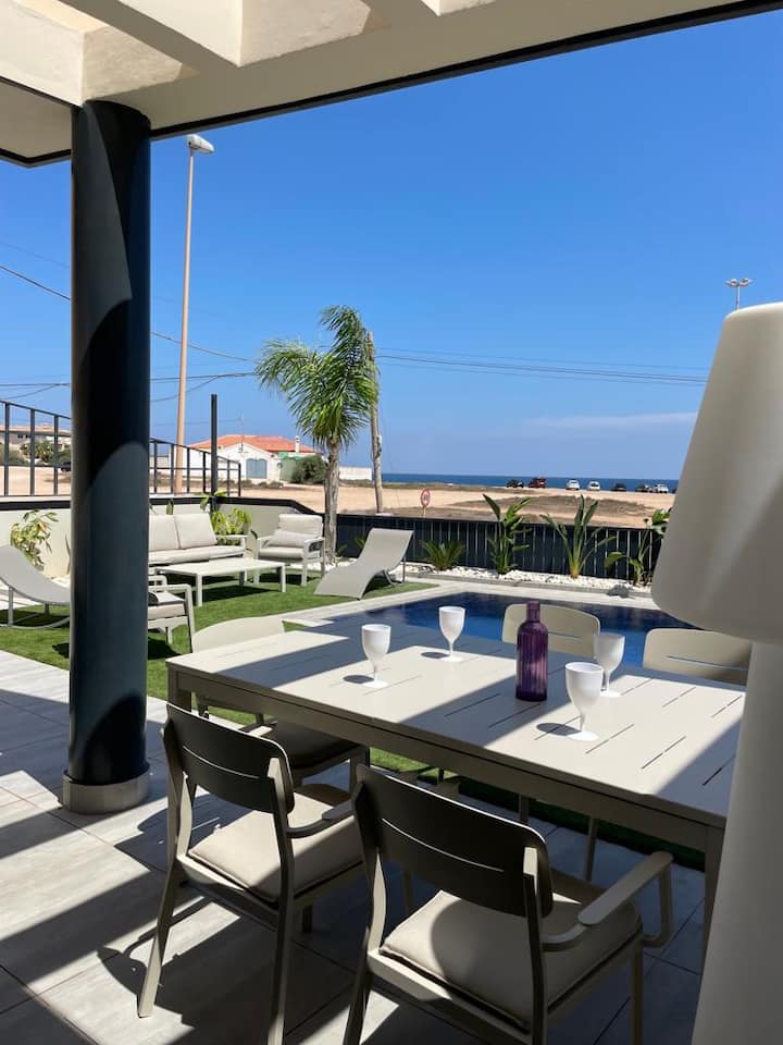 Villa Sea View, Private Pool, 1 Coastline - Torrevieja